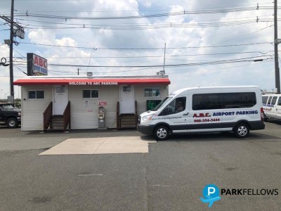 ABC Airport Parking EWR | Book Online with ParkFellows